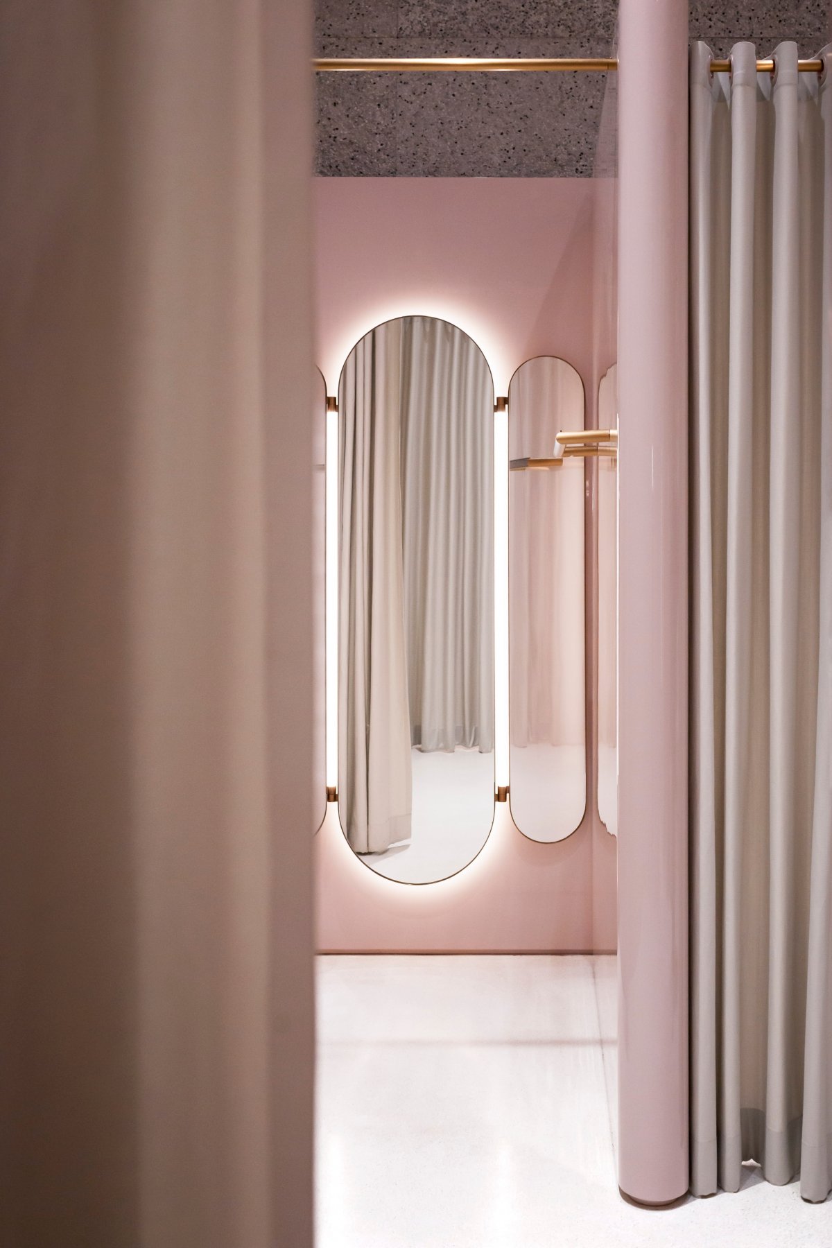 YinjiSpace - Studiopepe x Jaspal Flagship Store